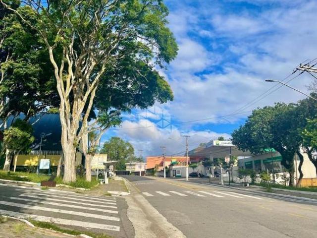 CASA EM CONDOMÍNIO À VENDA Casa em Condomínio no Jardim Popular | 3 Dormitórios 1 Suíte | 3 Vagas