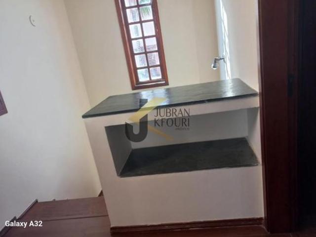 Casa em condomínio à venda com 3 +1 quarto sendo 1 suíte todos com armários