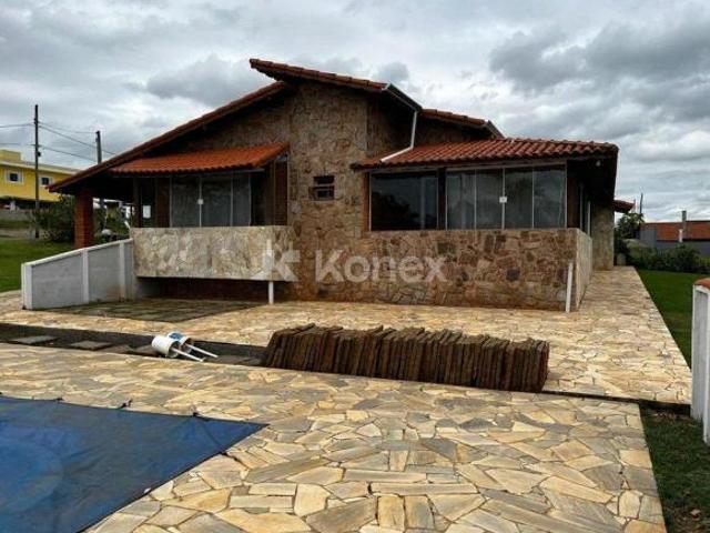 Casa em Condomínio à venda com 3 quartos em Centro, Porangaba