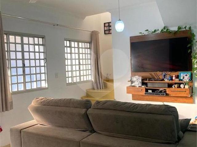 Casa em Condomínio à venda com 3 quartos, sendo 1 suíte, em Vila Natal, Mogi das Cruzes