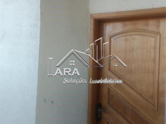 Casa em condomínio à venda com 3 quartos