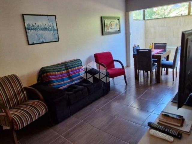 Casa em Condomínio à venda com 3 quartos 85 m² em Ipanema Porto Alegre