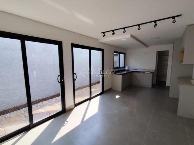 CASA EM CONDOMÍNIO A VENDA COM 3 SUÍTES, 168m² CHÁCARA PRIMAVERA CAMPINAS SP