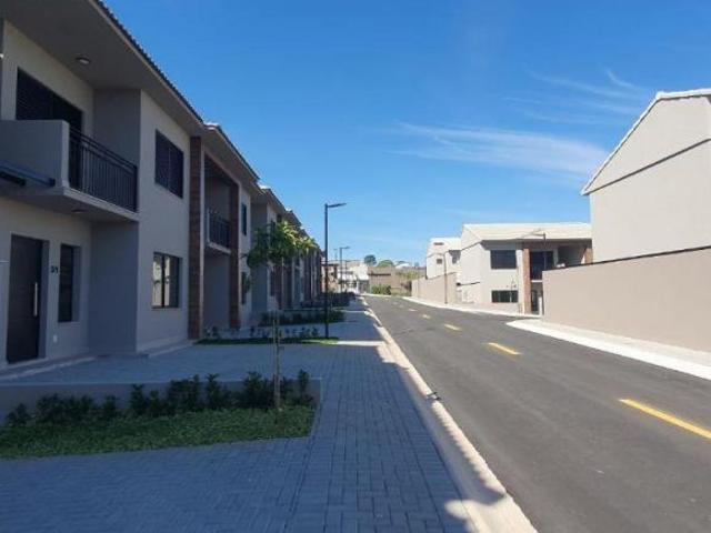 CASA EM CONDOMÍNIO À VENDA, COM 03 QUARTOS EM VALINHOS/SP