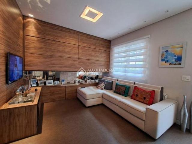 Casa em condomínio à venda 3 quartos e 2 vagas, Demarchi, SBC