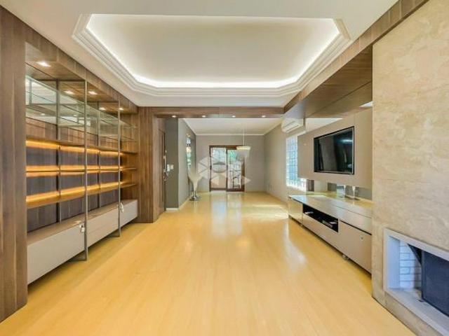 Casa em condomínio a venda com 202m², 3 dormitórios sendo 1 suíte, dependência e