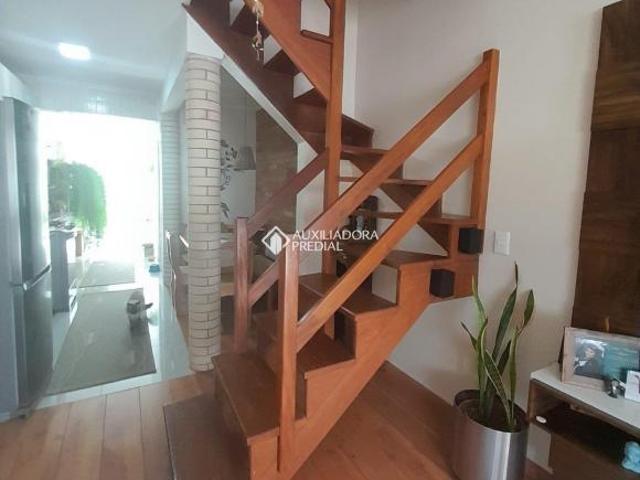 Casa em Condomínio à Venda com 2 dormitórios, 84 m² privativos e Vaga no Bairro Alto Petrópolis