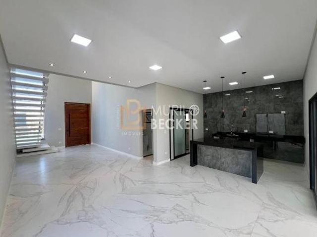 Casa em condomínio a venda com 4 quartos 244m² Reserva do Vale