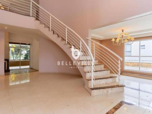 Casa em Condomínio à venda com 4 Quartos 4 Suítes