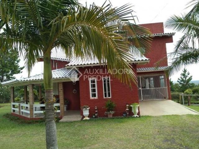 Casa em Condomínio à venda com 4 suítes,263m²