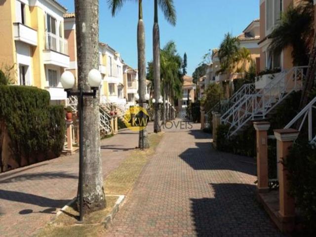Casa em Condomínio a venda, com 4 suítes Venda ou Aluguel, com 380m² no Alto da boa vista