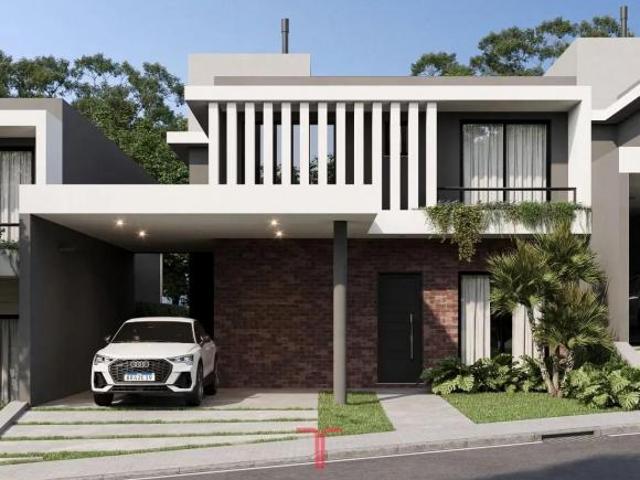 Casa em Condomínio