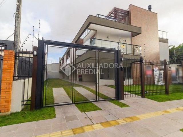 Casa em condomínio à venda de 268 m² com 3 quartos, todos suítes no bairro Vila Assunção