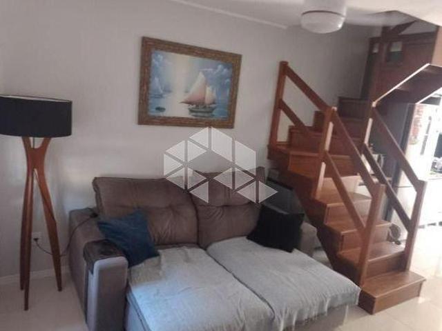 Casa em Condomínio a venda de 3 dormitórios no bairro Camaquã