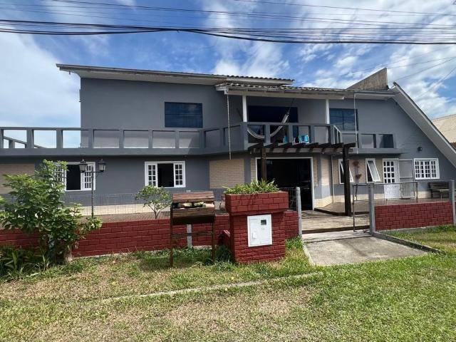 Casa em Condomínio à Venda e Locação Anual