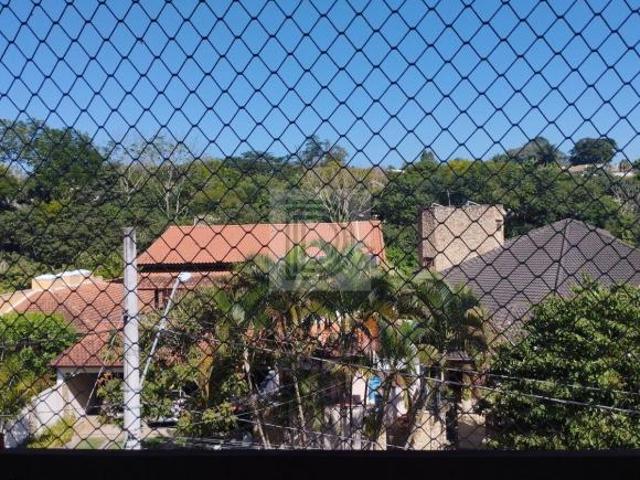 CASA EM CONDOMINIO À VENDA E LOCAÇÃO EM COTIA SP