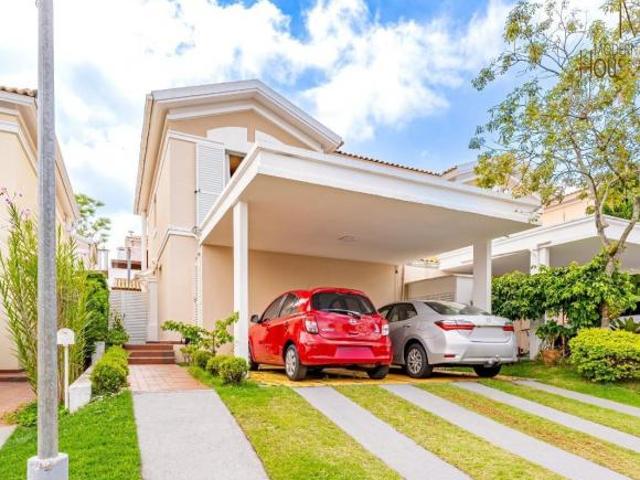 Casa em Condomínio à Venda em Tamboré Santana de Parnaíba SP 3 Quartos, 1 Suíte, 3 Salas 160,00
