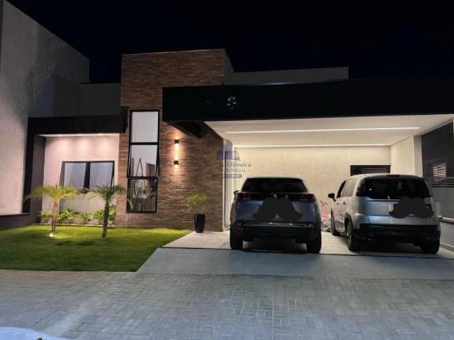 Casa em Condomínio à Venda em Tremembé SP 3 quartos, 2 suítes, 2 salas, 2 vagas de garagem 215m²