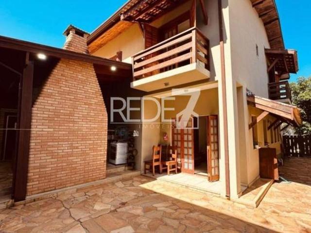 Casa em condomínio à venda em Valinhos SP, Vila Faustina II. 3 quartos, 1 suíte, 3 banheiros, 4 vaga