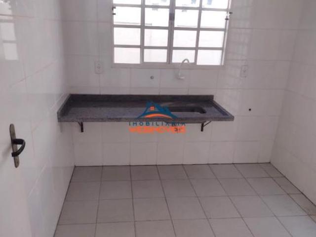 Casa em Condomínio à Venda em Vargem Grande Paulista SP Bairro Tijuco Preto: 2 Quartos, 2 Salas, 1