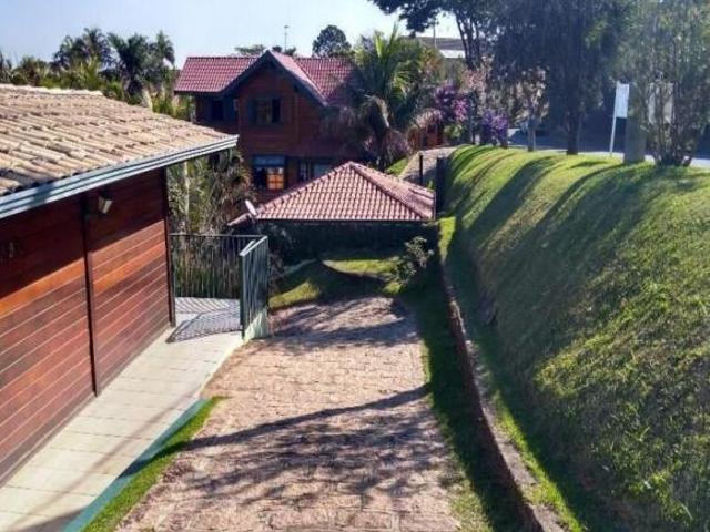 Casa em Condomínio à Venda em Vinhedo Estância Marambaia, 3 dormitórios, piscina