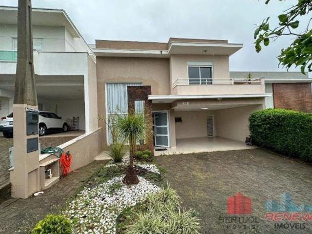 Casa em condomínio a venda em Vinhedo/SP