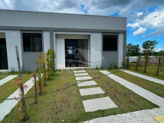 Casa em Condomínio à Venda em Viamópolis, Viamão RS: 2 quartos, 2 salas, 1 vaga, 42,95m² de área