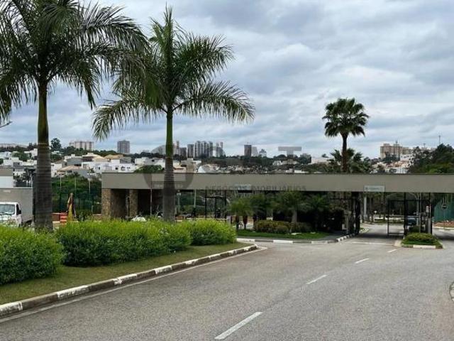 Casa em Condomínio à Venda em Votorantim SP 3 Quartos, 3 Suítes, 2 Salas, 4 Banheiros, 4 Vagas 2