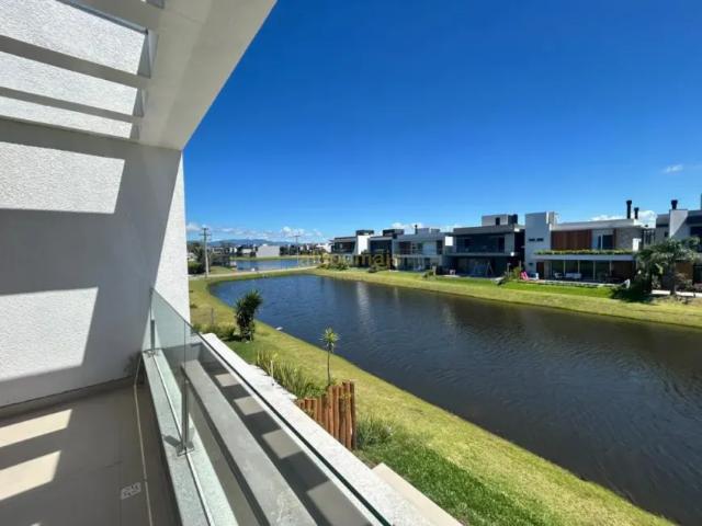 Casa em Condomínio à venda em Xangri Lá Condomínio Sunset 252m² Piscina, Churrasqueira e Quadr