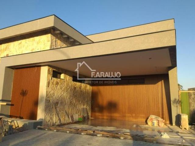 Casa à venda em Alphaville Nova Esplanada