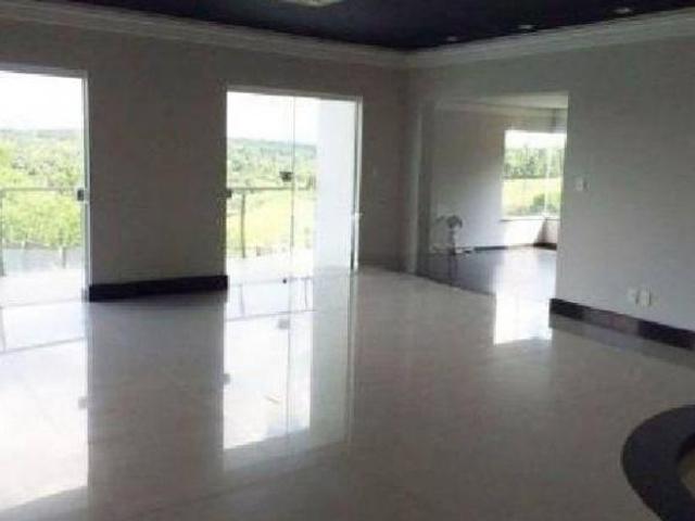 Casa em condomínio à Venda em Araçoiaba da Serra SP