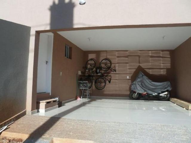 Casa em condomínio à venda em Atibaia Parque das Garças I