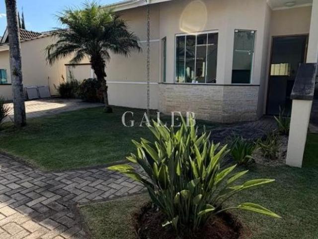 Casa em Condomínio à Venda em Atibaia SP, Jardim Santa Bárbara: 3 Quartos, sendo 1 Suíte, 2 Salas, 3
