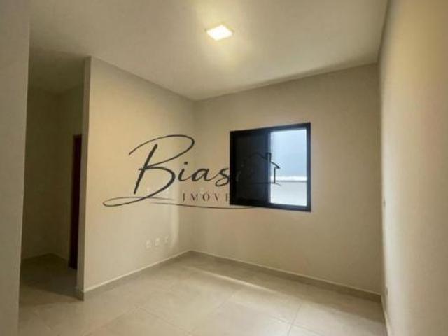 Casa em Condomínio à Venda em Caçapava SP, 3 Dormitórios, 1 suíte, 1 sala, 3 vagas, 133m² no Bairro