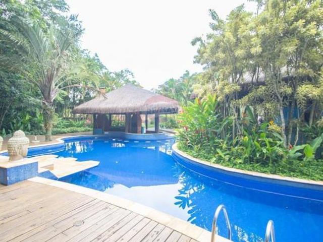 Casa em condomínio à venda em Camburi