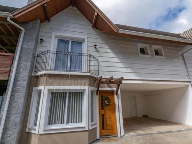 Casa em Condomínio à venda em Canela Suzana: Churrasqueira, Lareira e Varanda