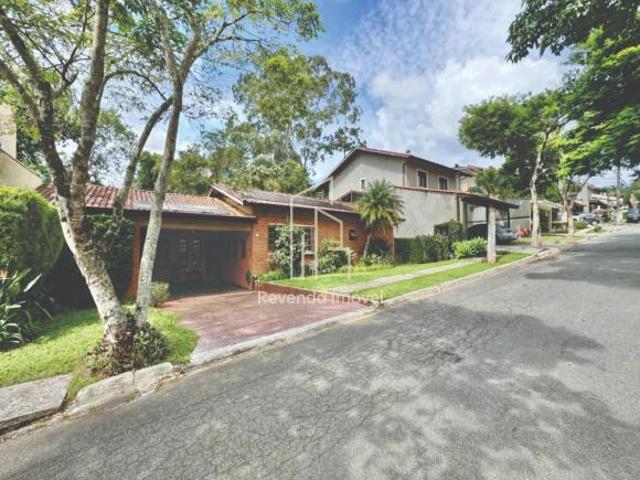 Casa em Condomínio à venda em Cotia SP, Bairro São Paulo II, 3 Quartos, 1 Suíte, 3 Banheiros, 4 Vaga