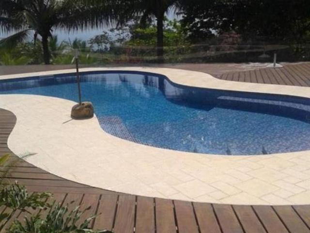 Casa em condomínio a venda em Ilhabela