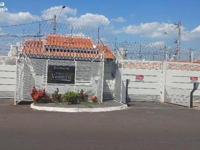 Casa em Condomínio à Venda em Indaiatuba SP Centro 3 Quartos, 1 Sala, 2 Banheiros, 2 Vagas 62,00