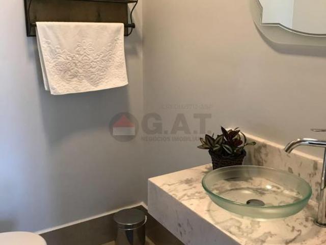 Casa em Condomínio à Venda em Itu SP, Parque Village Castelo: 3 Quartos, 1 Suíte, 2 Salas, 2 Banheir