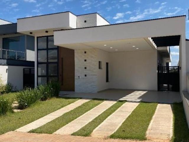 Casa em Condomínio à Venda em Itupeva SP Residencial Pecan: 3 Quartos, 1 Suíte, 2 Salas, 4 Banheir
