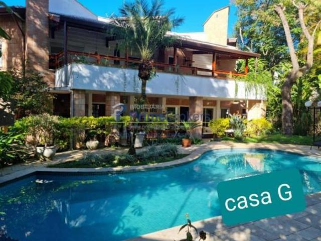 Casa em condomínio à venda em Jardim Cordeiro com 622 m²