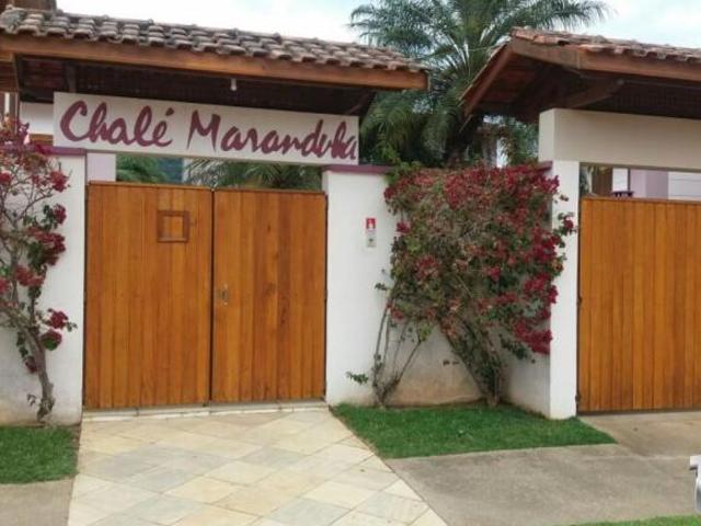 Casa em Condomínio à Venda em Maranduba Ubatuba SP! Desfrute de momentos únicos a apenas 400m da p