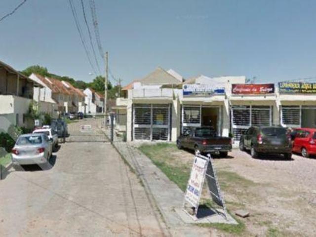 Casa em Condomínio à venda em Porto Alegre