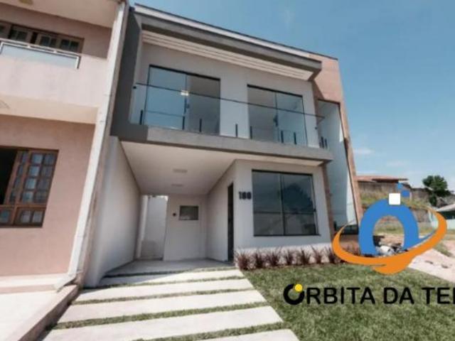 Casa em Condomínio à Venda em São Marcos, Campo Largo PR: 3 Quartos, 1 Suíte, 3 Banheiros, 2 Vagas