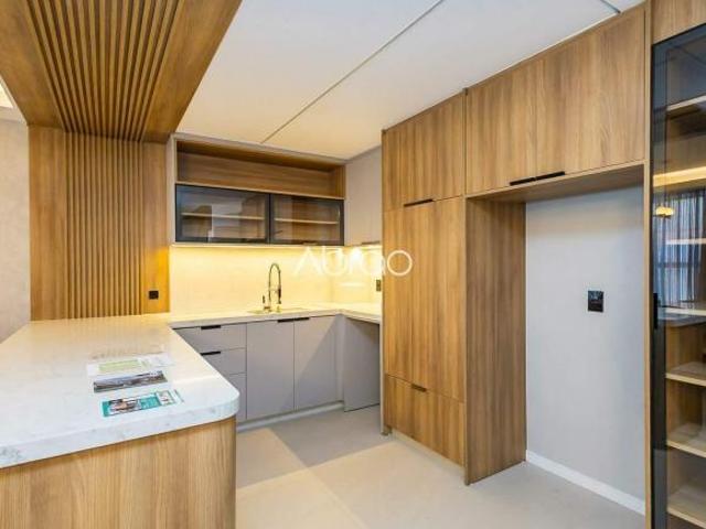 Casa em Condomínio à Venda em Santa Felicidade – 3