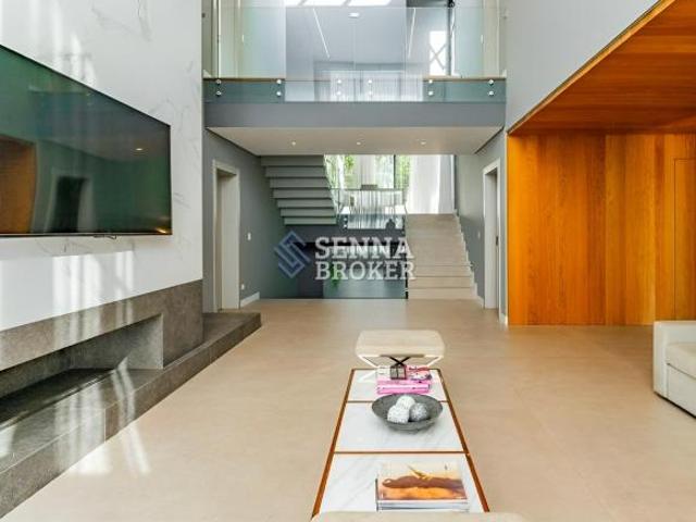 Casa em condomínio a venda em Santa Felicidade · 425m² · 4 quartos · 4 vagas