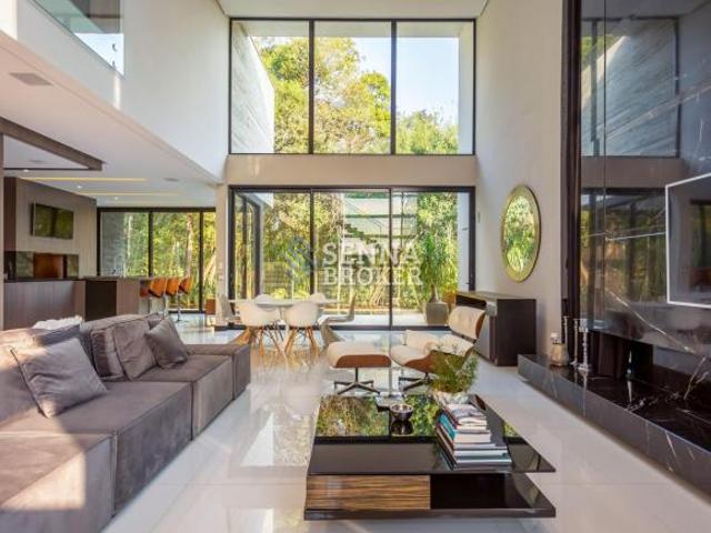 Casa em condomínio a venda em Santa Felicidade · 539m² · 3 quartos · 4 vagas