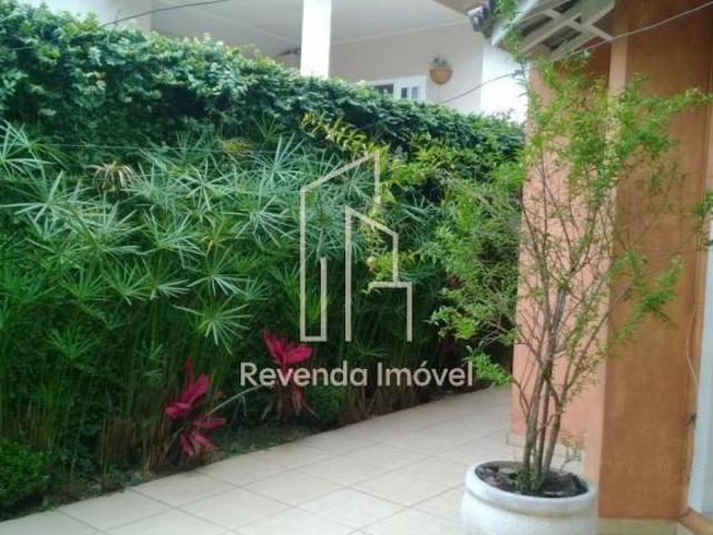 Casa em Condomínio à Venda em Santana de Parnaíba SP, Bairro Tarumã: 3 Quartos