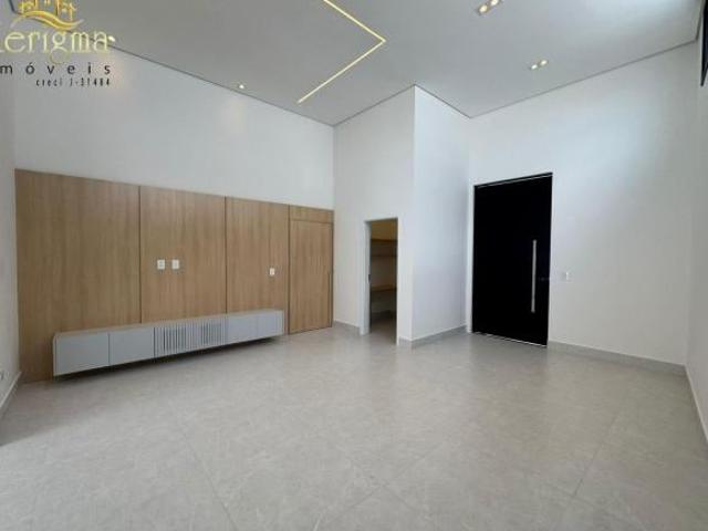 Casa em condomínio à venda em Salto SP, Residencial Central Parque: 3 quartos, 3 suítes, 1 sala, 4 b